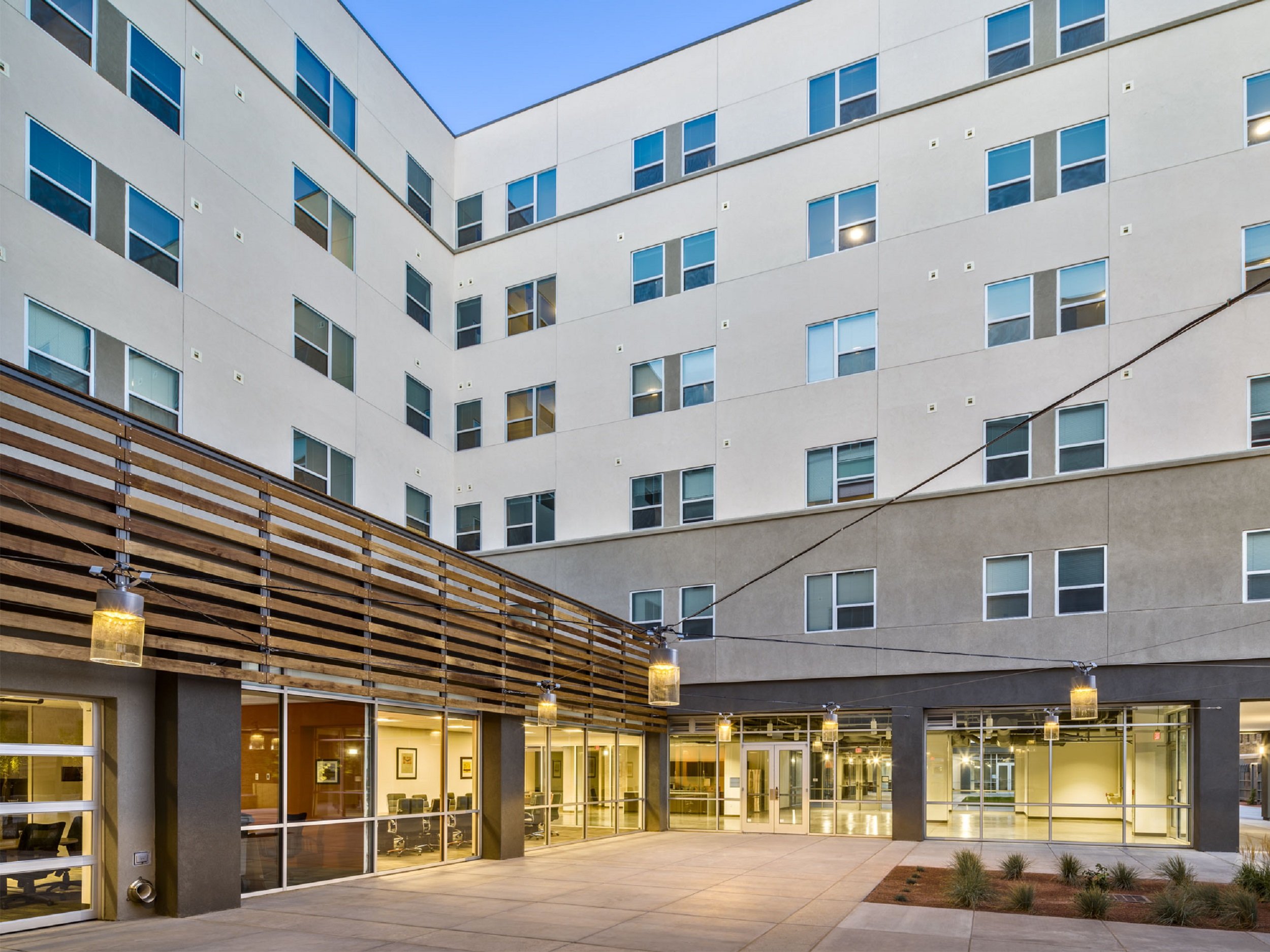 Lobo Rainforest Selux