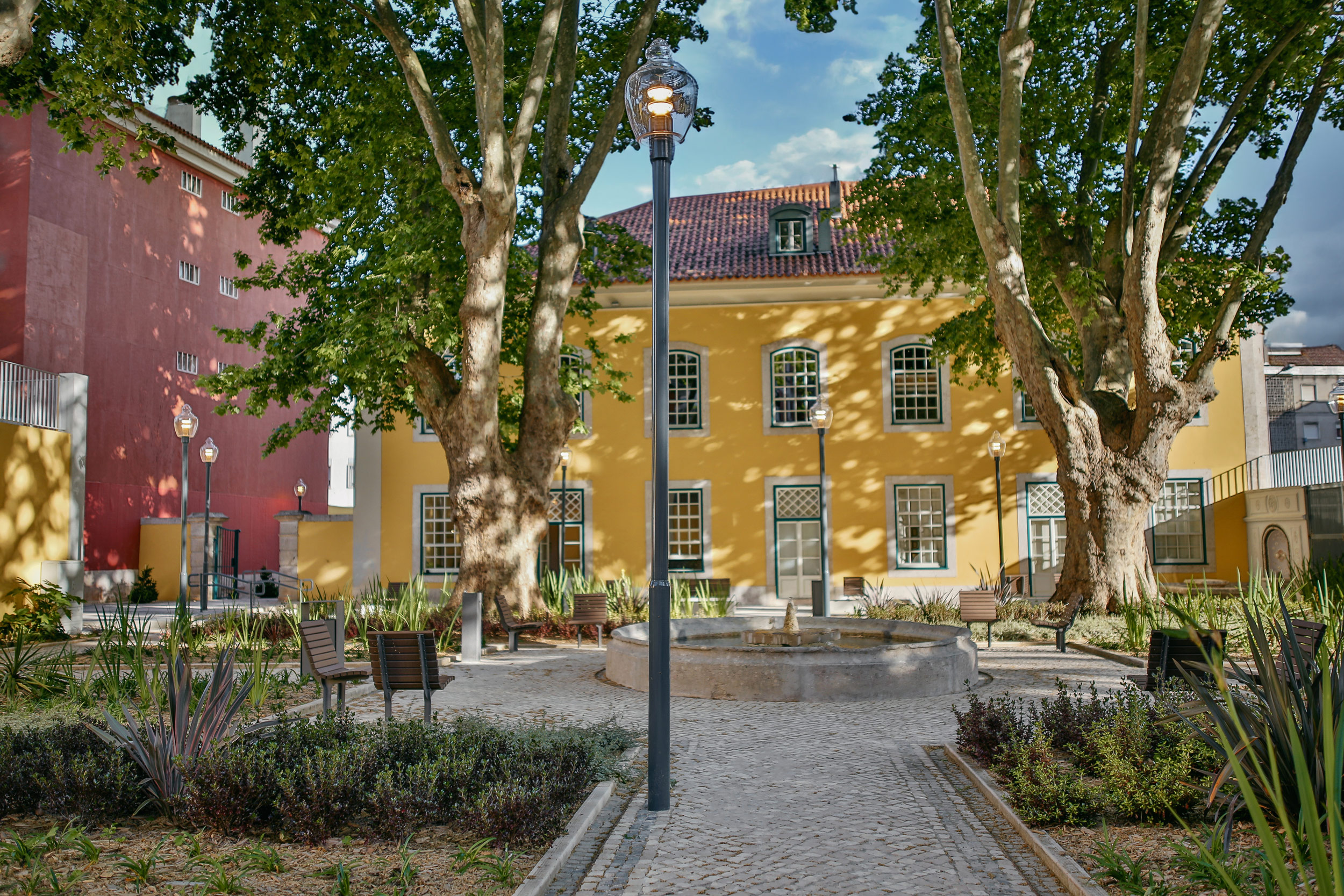 Quinta do Espírito Santo Garden Selux